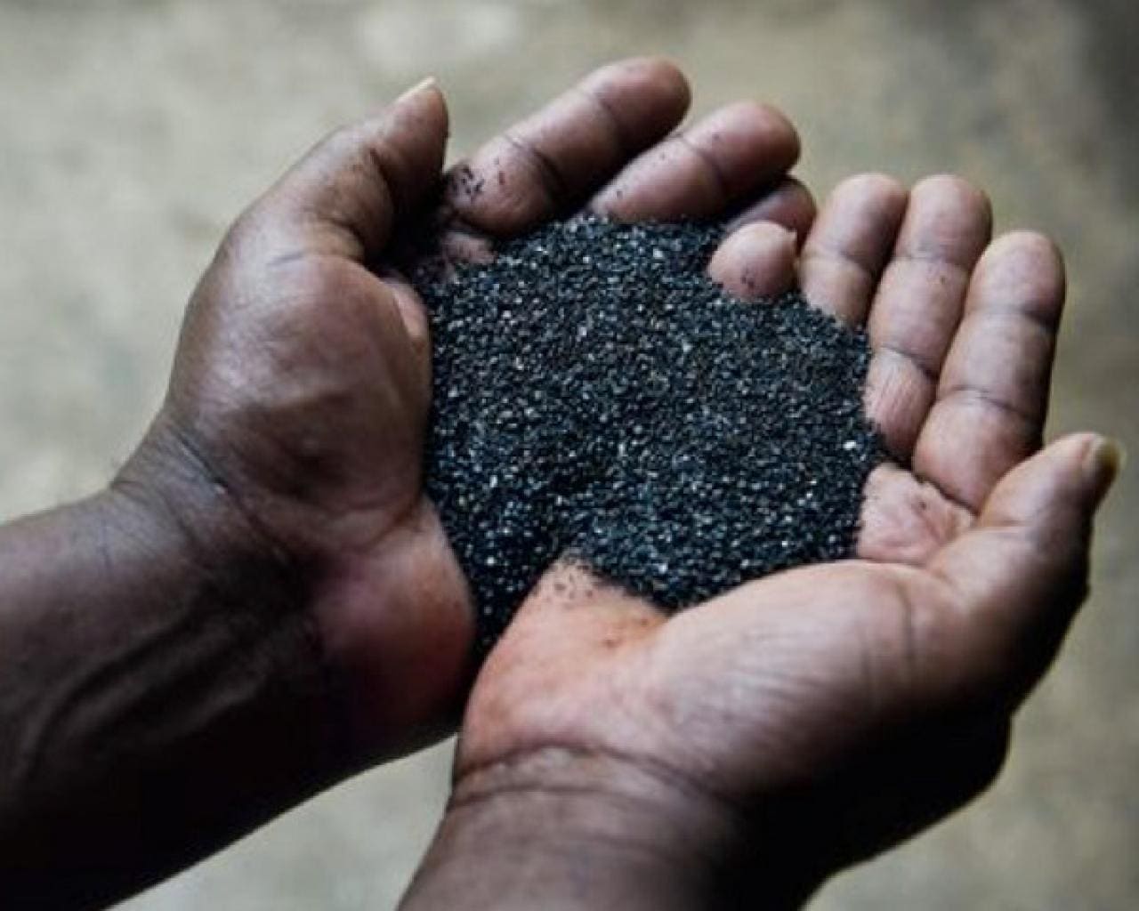 Primera exportación del mineral coltán desde Venezuela hacia Europa ...